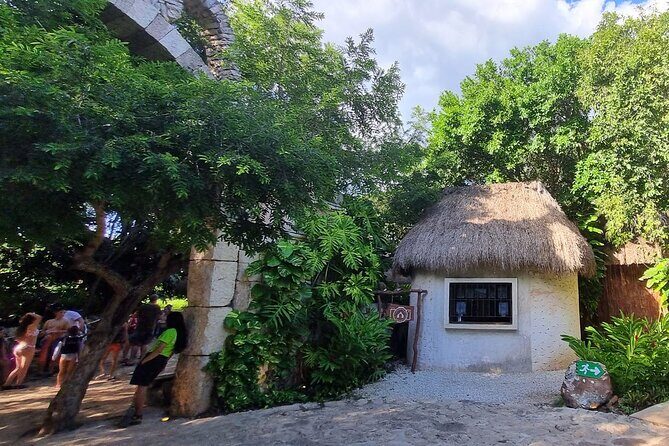 Hacienda Mucuyche & Oxkintok ruins & Cenotes: Carlota& Azul Maya - FAQs