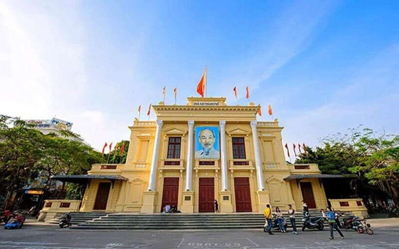 Hai Phong: Train Ride with Market Tour and Local Food - An In-Depth Look at the Hai Phong Tour