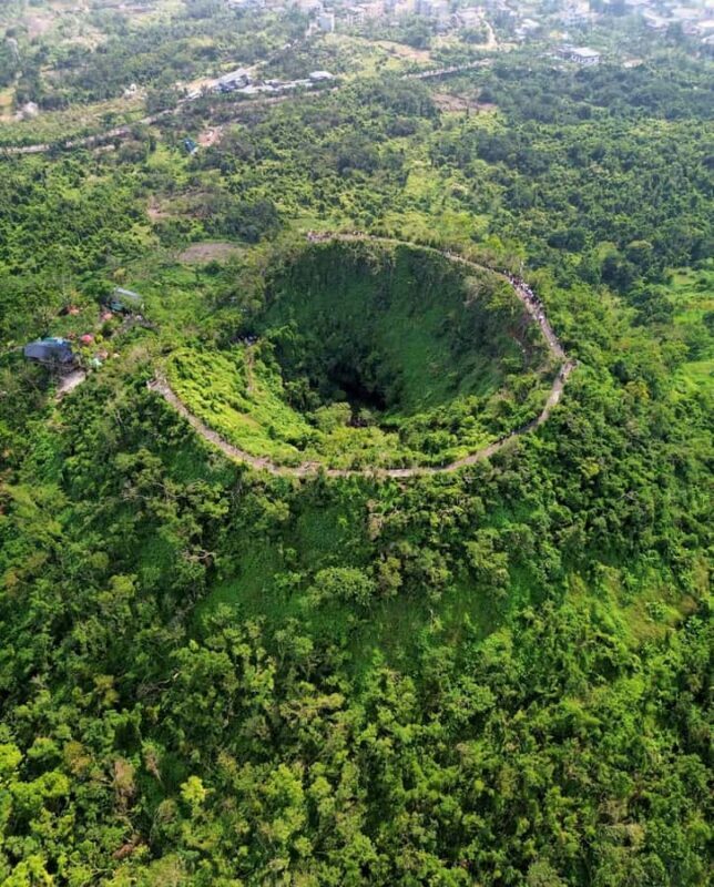 Haikou: 3H Leiqiong Volcanic Geo-Park Tour with Meal - A Balanced Look at the Tour