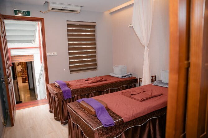 Hair Shampoo & Body Massage Package in Ha Noi Old Quarter - Who Should Consider This Experience?
