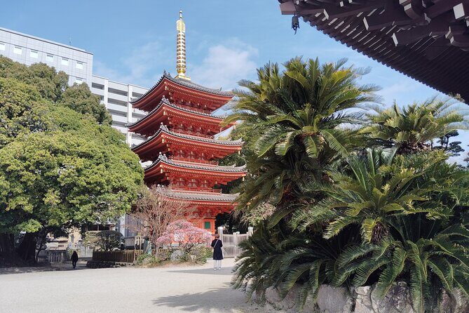 Hakata Old Town Guided Walking Tour in Fukuoka - Key Points