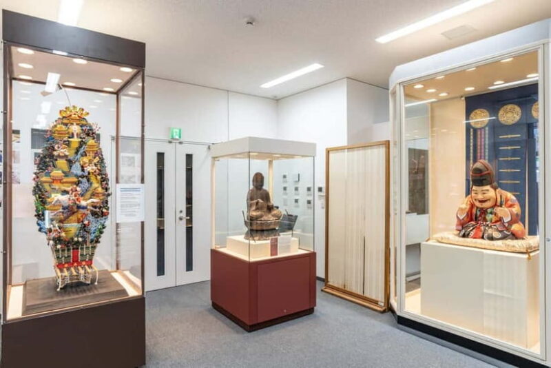 Hakata: Shikanoshima, Fukuoka Crafts & Photo Spots Tour - The Sum Up