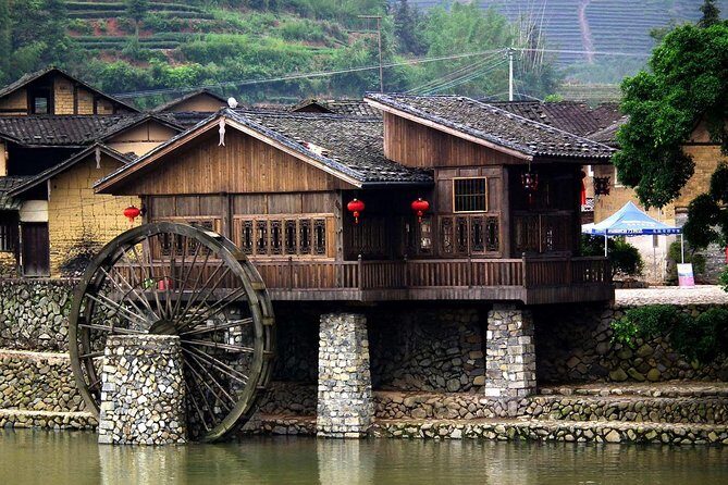 Hakka Tulou Private Day Tour of Yunshuiyao Ancient Village and Hekeng Tulou - Key Points