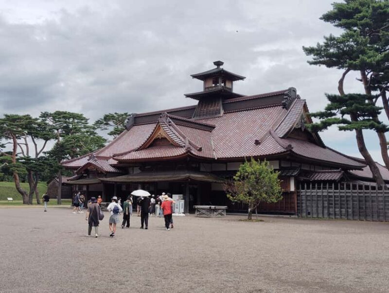Hakodate: Goryokaku Star Fort & Tower Guided History Tour - FAQ