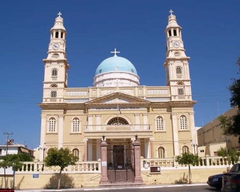 Halepa and Tabakaria Private Walking Tour - From History to the Harbor