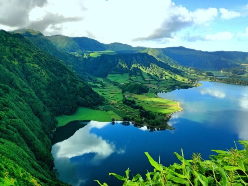 Half-Day 4X4 Tour Sete Cidades. Off the beaten Track. - Why Travelers Love This Tour