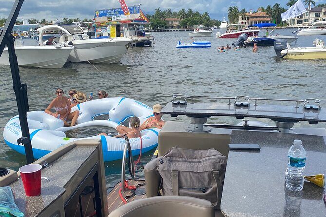 Half Day Aqua Patio Party Pontoon 1-6 people - Introduction