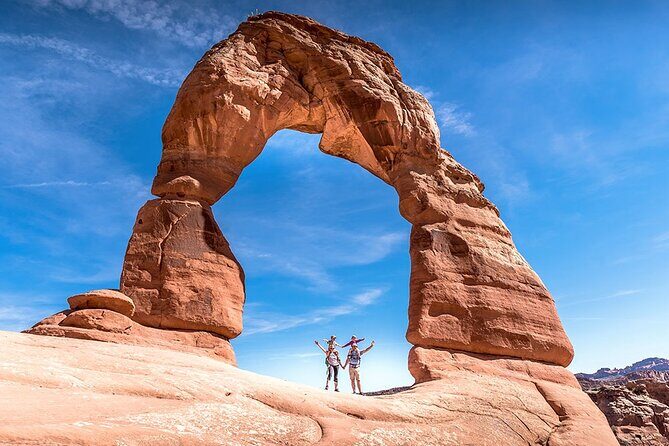 Half Day Arches 4x4 with Delicate Arch Hike - What’s Included and What’s Not