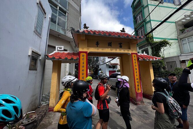 Half Day Back Alleys Expedition in Saigon by Bike - Frequently Asked Questions