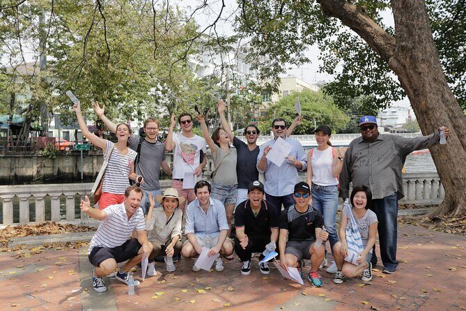 Half Day Bangkok Old Town City Quest - GOLDEN MOUTAIN'S ECLIPSE - The Role of the Guides and Support