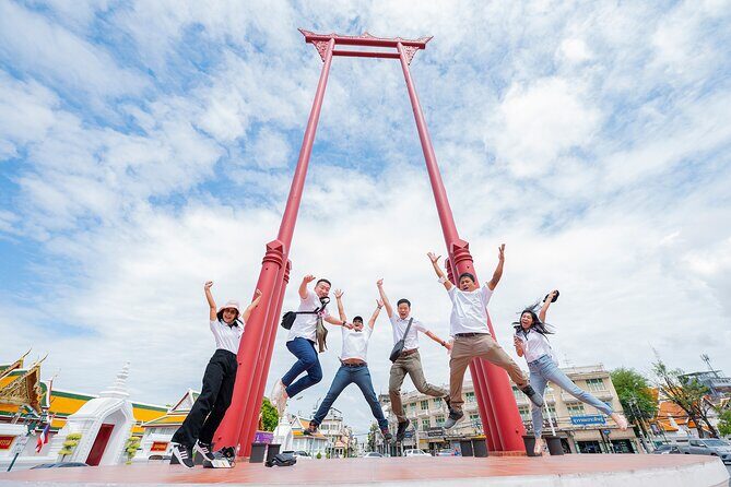 Half Day Bangkok Old Town City Quest - GOLDEN MOUTAIN'S ECLIPSE - The Balance of Price and Value