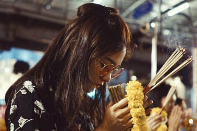 Half-Day Bangkok Shrines Walk & Food Tour - An In-Depth Look at the Tour Experience