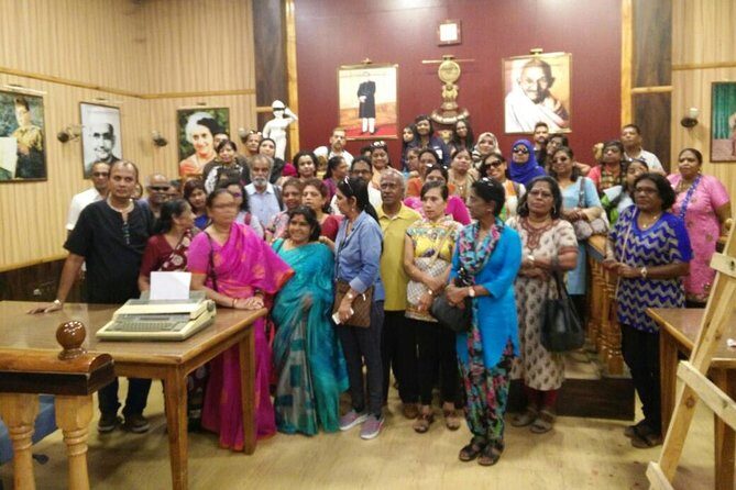 Half-Day Bollywood Tour with DANCE OPTION. - Food, Snacks, and Extras