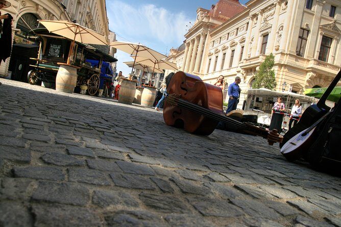 Half Day Bucharest Sightseeing Tour - Key Points