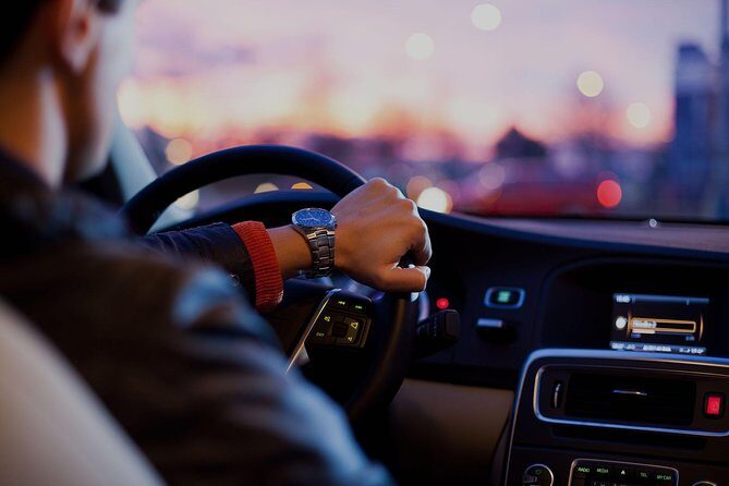 Half day car with driver at disposal in Barcelona - Key Points