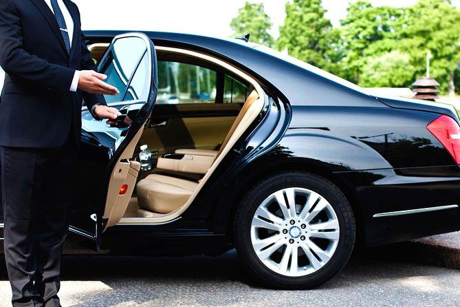 Half day car with driver at disposal in Barcelona - Value for Money