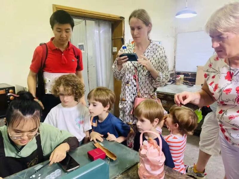 Half-Day Chengdu Lacquerware Handcrafting Workshop - Key Points