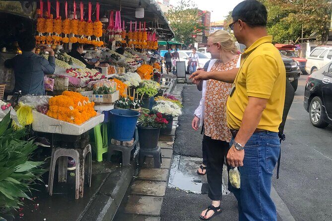 Half Day Chiang Mai City and Cultural by TukTuk, Samlor & Red car (Private Tour) - The Sum Up
