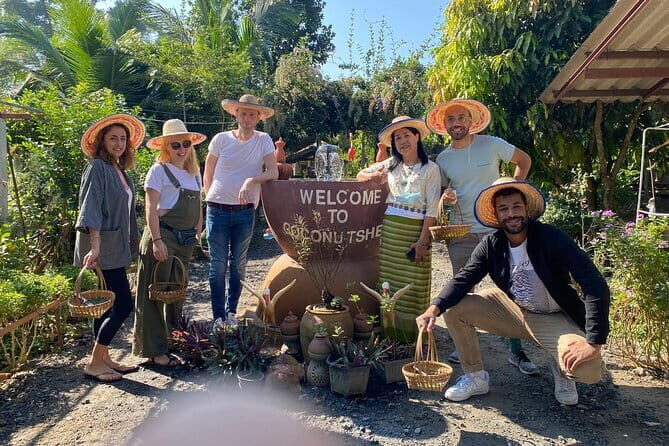 Half Day Chiang Mai Cooking Class and Market Taste Tour - Key Points