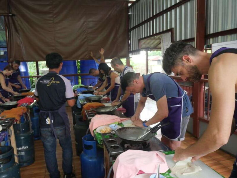 Half Day Cooking Class at Organic Farm & City Garden&Market - FAQ