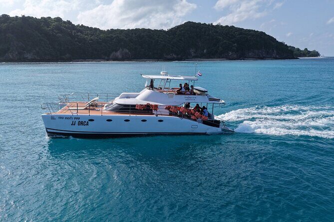Half Day Coral Island Premium Yacht Tour with Sunset Dinner - Authenticity and Value