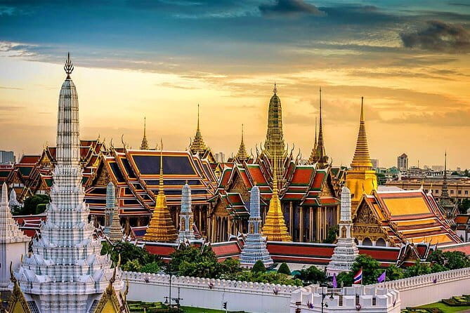 Half Day DIY Grand Palace and Emerald Buddha Temple - The Pickup and Transportation