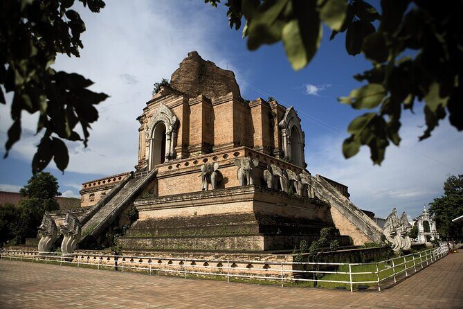 Half Day Doi Suthep Temple With City Temples From Chiang Mai - Price and Value