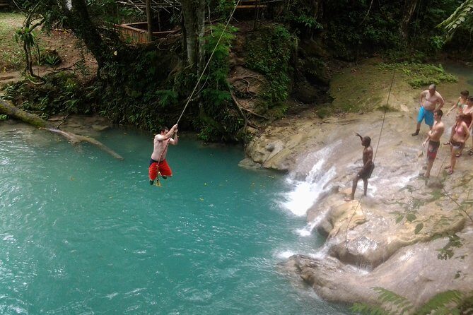 Half-Day Dunn's River Falls, Blue Hole Tour with River Tubing from Ocho Rios - Key Points