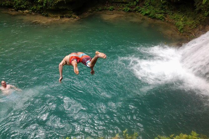 Half-Day Dunn's River Falls, Blue Hole Tour with River Tubing from Ocho Rios - Practical Details & Tips