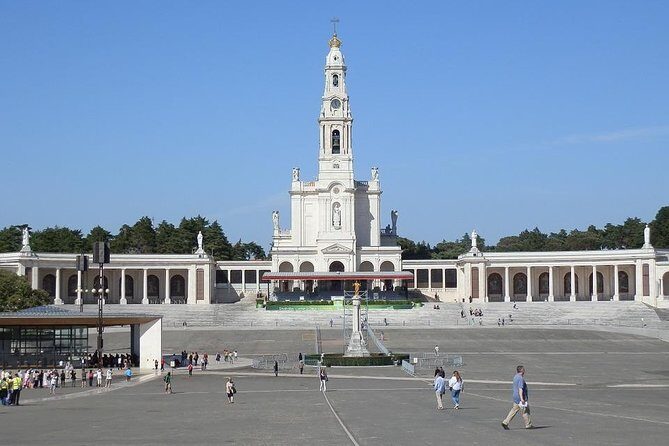 Half-day excursion for small groups in Fatima from Lisbon - Who Should Consider This Tour?