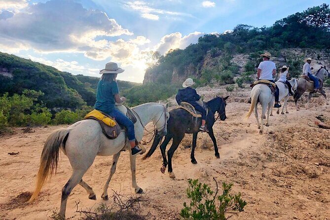 Half Day Excursion - Horseback Riding Adventure in SMA - A quick look at this horseback experience in San Miguel de Allende