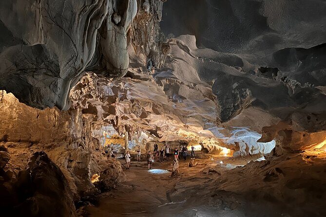 Half Day Explore Bai Tu Long Bay With Lunch, Cave and Kayaking - Who Should Consider This Tour?