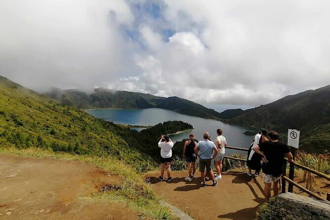 Half Day Fire Lake and Pineapple Farm Tour in Sao Miguel with Tea - Final Thoughts: Who Is This Tour Best For?