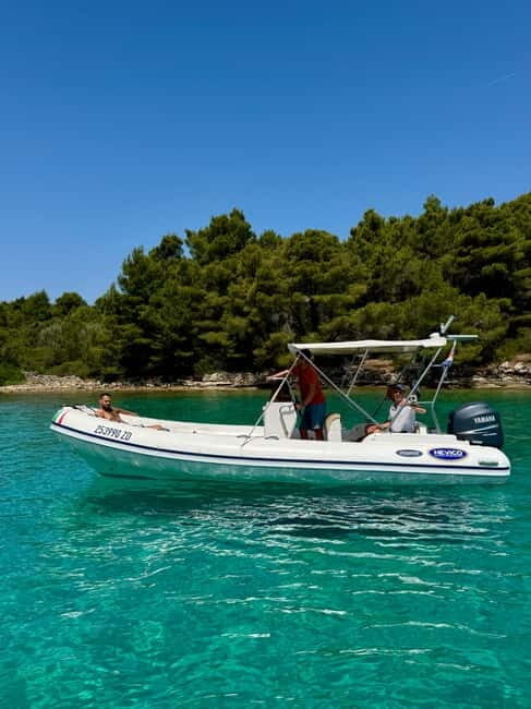 half day group speedboat tour of the islands around Zadar - Unveiling the Zadar Islands Speedboat Tour: A Practical and Authentic Adventure