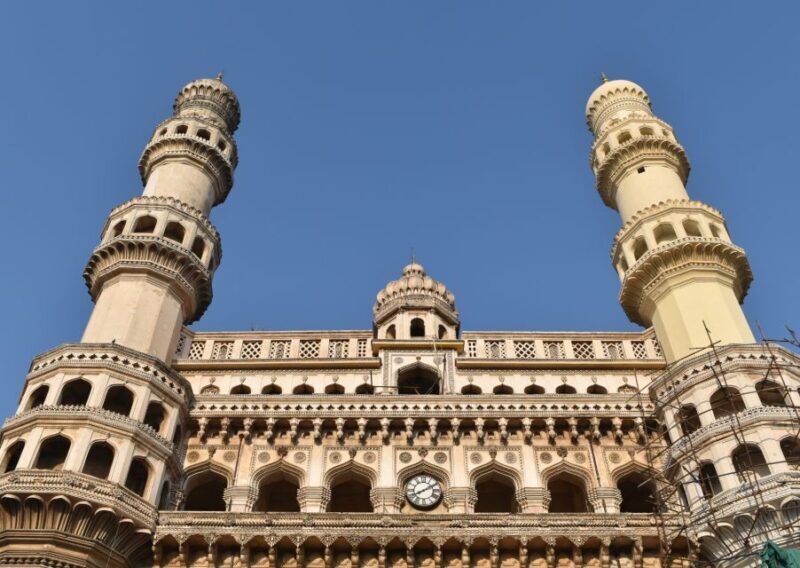 Half Day Guided Hyderabad Shopping and Food Tasting Tour - Authenticity and Balance: What Reviewers Say