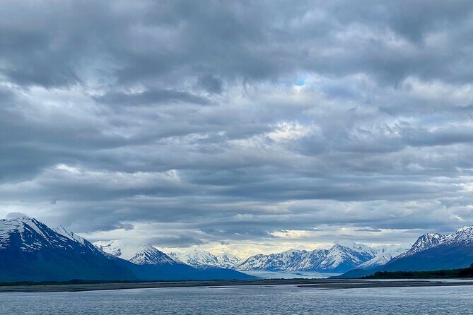 Half-Day Guided Kayak Tour on Knik River - Key Points