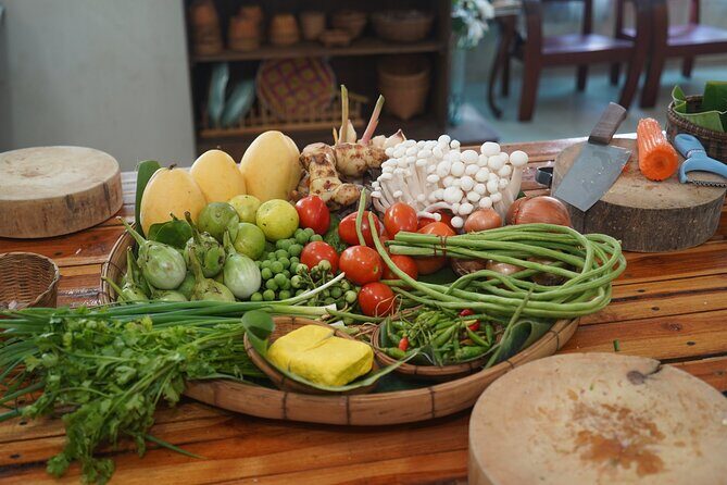 Half Day Guided Thai Cooking Class in Chiang Mai - Who Should Book This?