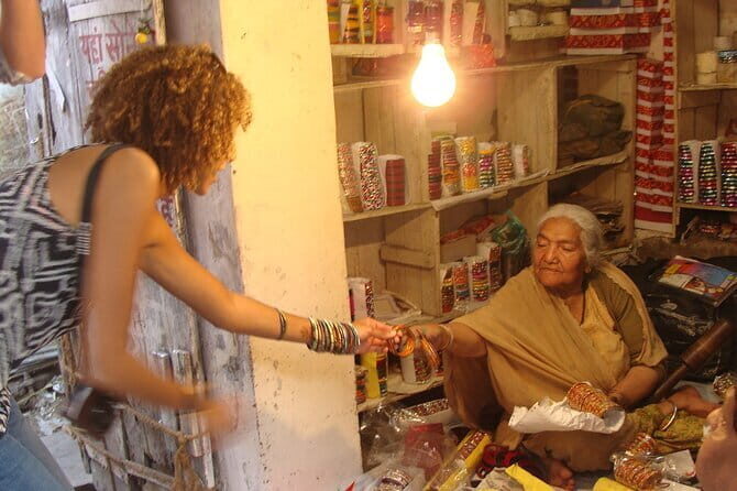Half Day Jaipur Shopping Tour With Local Shopping Consultant - Authenticity, Value, and Travel Tips