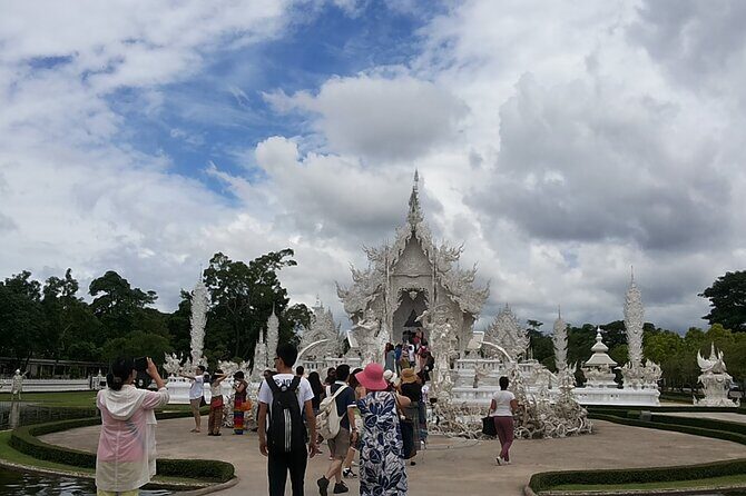 Half Day Join Tour Chiang Rai Pick Up Only In Chiang Rai - Key Points
