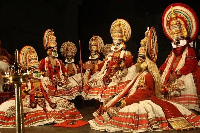 Half Day Kochi City Tour, a Kathakali Classical Dance Performance and Dinner - Key Points