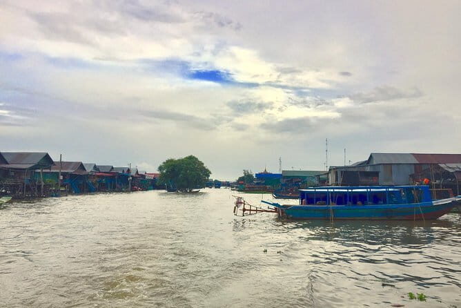 half day Kompong Pluk Floating Village Morning Tour By Join-in - An In-Depth Look at the Kompong Pluk Floating Village Tour
