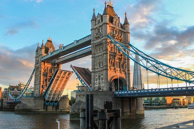 Half day London Private Tour in Executive Luxury Vehicle - Key Points