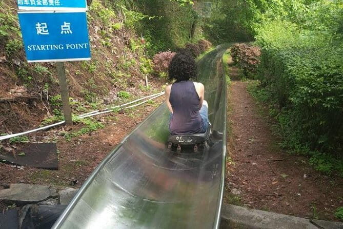 Half-Day Mutianyu Great Wall Tour with the Chairlift up and Toboggan down - Key Points