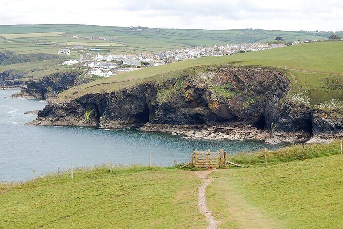 Half-Day Private Doc Martin and Fisherman's Friends Tour - Extending the Experience