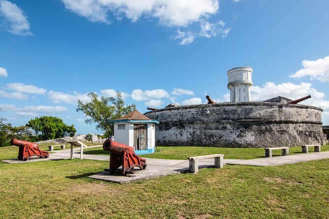 Half Day Private Guided Island Tour in Nassau Bahamas - Key Points