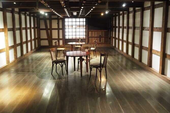 Half Day Private Guided Walking Tour in Akita City Center - Strolling in Senshu Park and the Castle Precincts