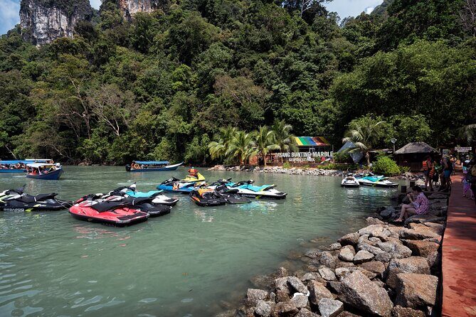 Half Day Private Kayaking Tour in Langkawi - An In-Depth Look at the Langkawi Kayaking Adventure