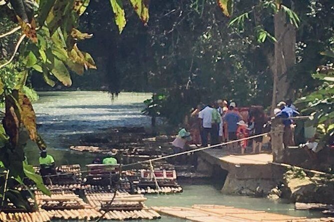 Half-Day Private Martha Brae Rafting Tour from Montego Bay - An In-Depth Look at the Martha Brae Rafting Experience