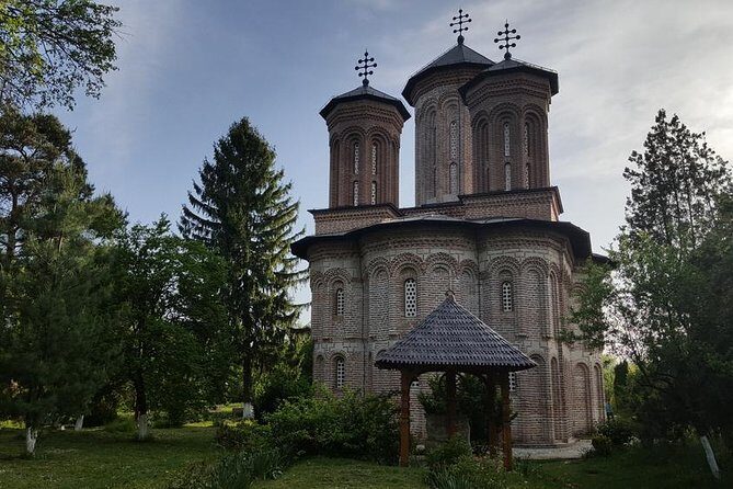 Half-Day Private Sightseeing Tour of Bucharest and its Surroundings Package - In The Sum Up