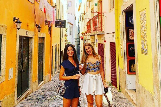 Half day Private Tour 4h Historical Lisbon Center w/ Tasting - Who Should Book This Tour?